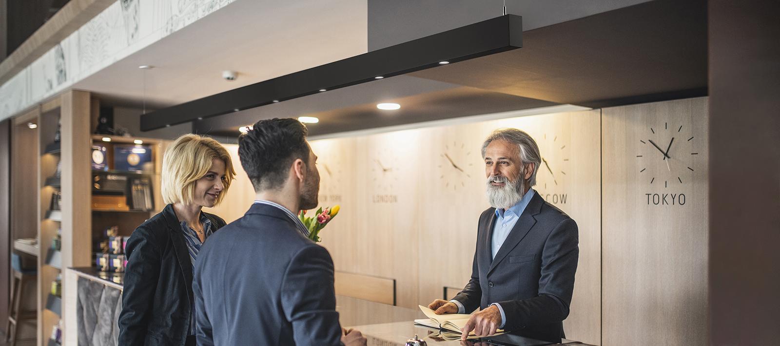 FSM1DS_PS12_Reception.jpg | Focal Point Lights